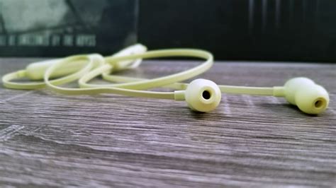 Beats Flex Wireless Headphones Review Pumped Up Value Reviewed