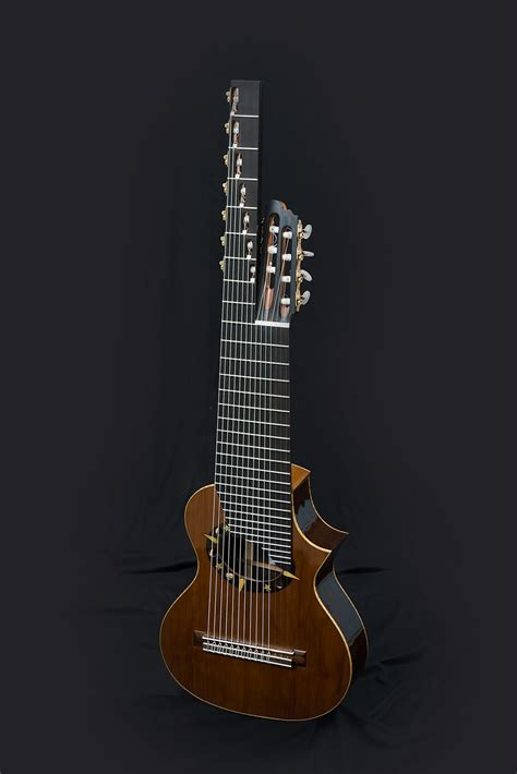 Guitarras Custom Construídas Por Rodolfo Cucculelli Luthier 14 String