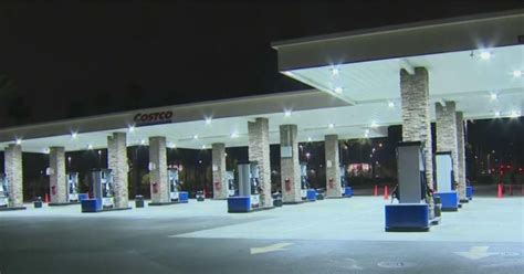 Man Killed In Fight At Costco Gas Station In Tustin Cbs Los Angeles