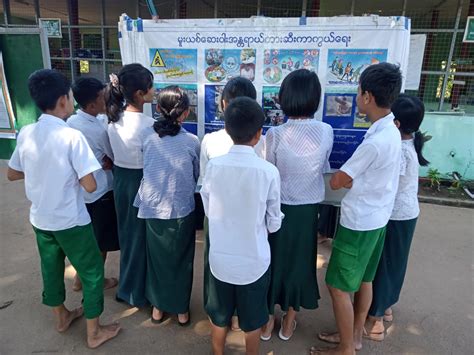 ဘီးလင်းမြို့၊ အ မ ကအင်းဝိုင်းကုန်းကျောင်း၌ စာဖတ်ရှိန်မြှင့်တင်ရေး အသိပညာပေး ဟောပြောခြင်း၊ နံရံကပ