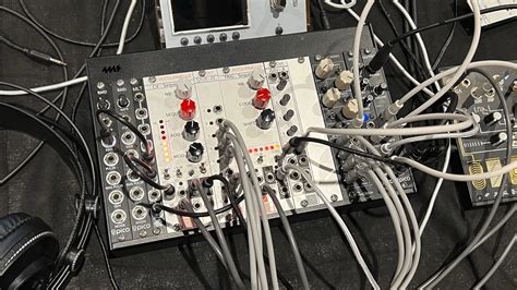 Larix Elektro New Ritournelle Modules Cv And Trigger Generators