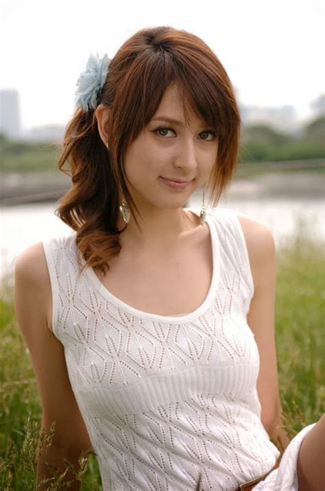 Hot Top Model Sexy Tercantik Dan Terimut Di Benua Asia