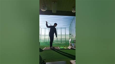 몸에 힘을 빼고 스윙을 하려고 해봤습니다 Youtube