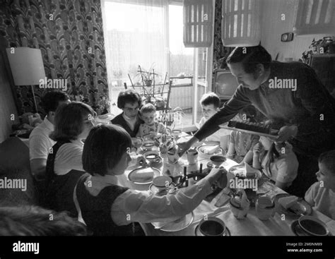 Familien Ddr Fotos Und Bildmaterial In Hoher Auflösung Alamy