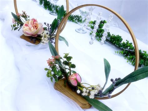 Diy Floral Hoop Centerpiece Six Clever Sisters