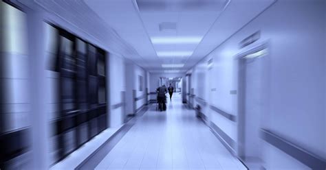 Em Lista De Espera Para Cirurgia Há Mais Tempo Do Que O Previsto Veja O Que Pode Fazer Sic