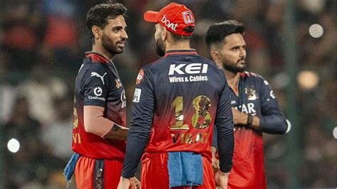 Has Bhuvneshwar Kumar Struggled Versus Csk In Ipl