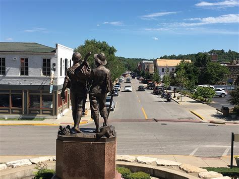 Hannibal Mo Main Street At John Richard Blog