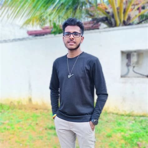 Sudila Munasinghe Sudilamunasinghe • Instagram Photos And Videos