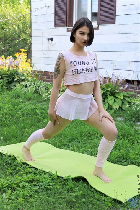 Brunette Teen Sasha Xray Gets Naked In Leg Warmers In A Backyard CoedCherry