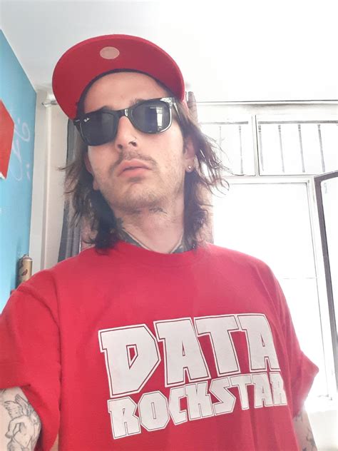 گای فاکس On Twitter در ستایش قرمز ⛩ Aajsvzkc9f Twitter