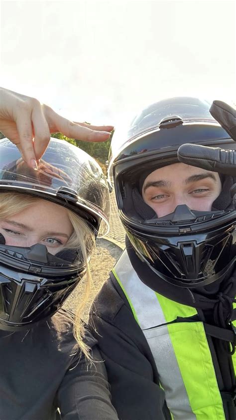 Tsokkur Gambar Pacar Gambar Fotografi Potret