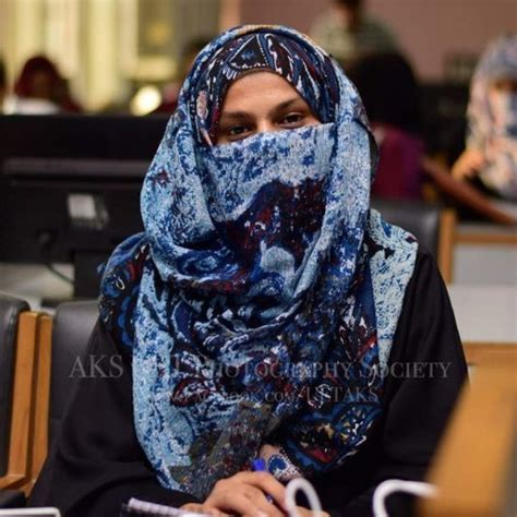 Hajra Bibi Bachelor Of Engineering Lahore University Of Management