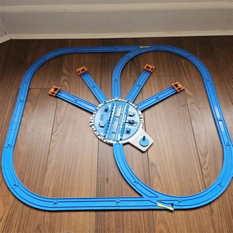 Tomy Trackmaster Thomas The Tank Engine And Friends Giradischi Con