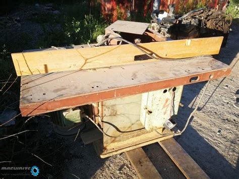 Машините фреза за дърво