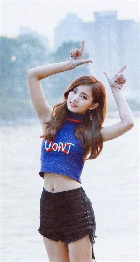 Tzuyu Twice While Tzuyu Workout Tzuyu Full Body Momo Body Goals