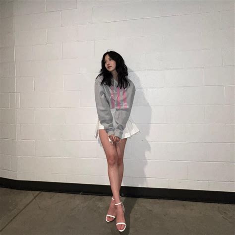 Minas Sexy Legs And Feet Rtwicensfw