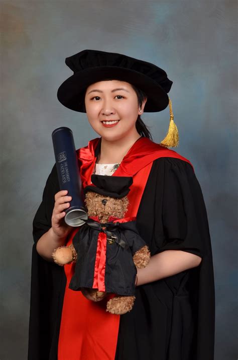 Dr Yuki W On Linkedin Graduation Phd 21 Comments