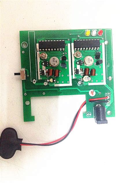 HIGH POWER MHZ MHZ RF REMOTE CONTROL TRANSMITTER MODULE Cellphone Jammer RF Jammer Spy
