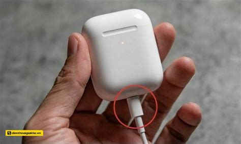 Cách xử lý tai nghe Bluetooth sạc không vào pin bên