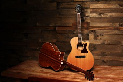 Каким клеем клеить гитару: клей для грифа, деки, корпуса