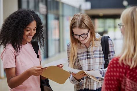 IGCSE Vs GCSE Key Differences TutorsPlus IGCSE Vs GCSE What Are The Differences And What To