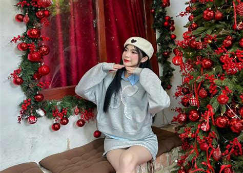 Lên đồ Sống ảo Cháy Máy Tại Các Quán Cafe Trang Trí Noel Sớm ở Tp Hcm