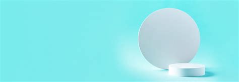 파스텔 블루 배경의 제품을 위한 추상빈 기하학적 모양 의 연단 공간을 복사합니다 녹색 배경에 흰색 큐브 광고를 위한 받침대 템플릿 트렌디 한 미니멀 컨셉 모의 0명에 대한