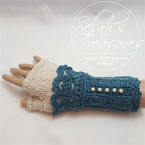 Victorian Fingerless Gloves Crochet Pattern
