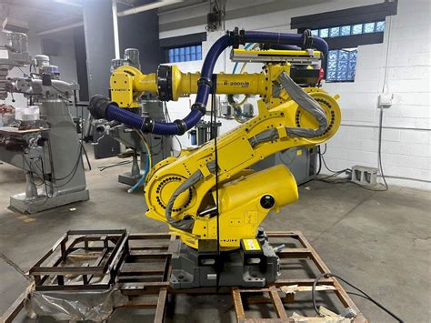 Fanuc R2000ib 210f Robots Machine Hub