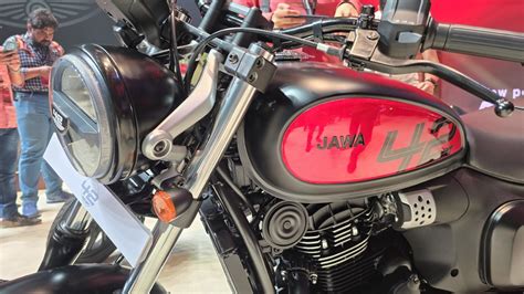 नई Jawa 42 Fj भारत में हुई लॉन्च सिर्फ 942 रुपये में करें बुक New