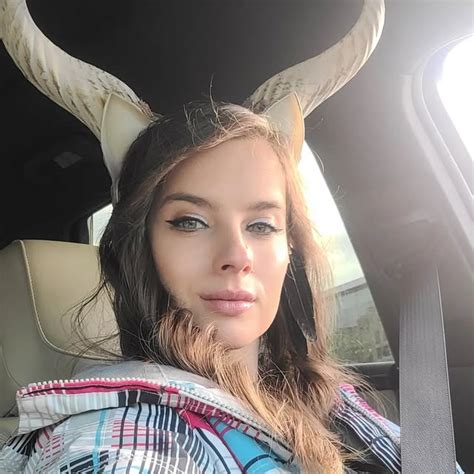 Masha Lionstarmasha • Threads Say More