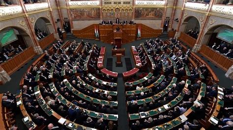 Дэлхийн улс орнуудын парламент хэдэн гишүүнтэй байдаг вэ