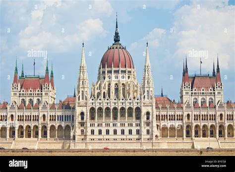 The Neo Gothic Hungarian Parliament Building Designed By Imre Steindl