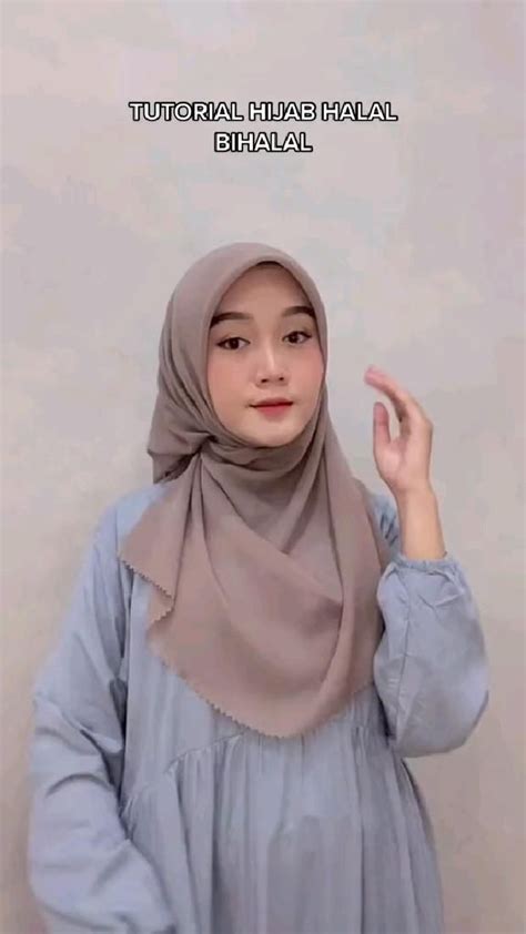 Tutorial Hijab Simple | Hijab tutorial, Pashmina hijab tutorial, Square hijab tutorial