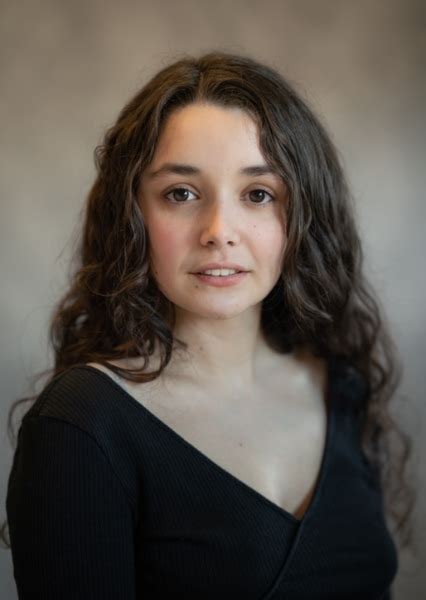 Lola Blue Fan Casting