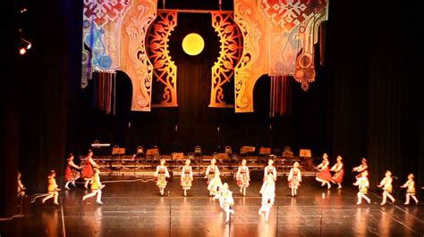 Фолклорен Ансамбъл Здравец Youtube