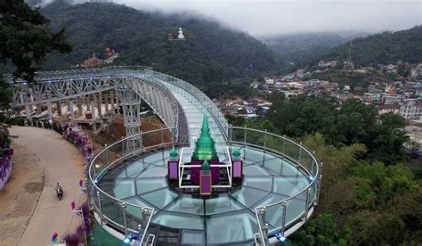 เปิดแล้วสกายวอล์คเหนือสุดในสยามเห็นทิวทัศน์ทั้งไทย เมียนมา