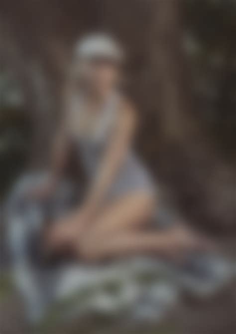 Nymf Catching Own Summer