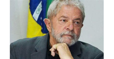 ប្រធានាធិបតីប្រេស៊ីលបន្ទោសប្រព័ន្ធបណ្ដាញសង្គមដែលបណ្តាលឱ្យមានកំណើនហិង្សាសម្លាប់ក្មេងសិស្សសាលា