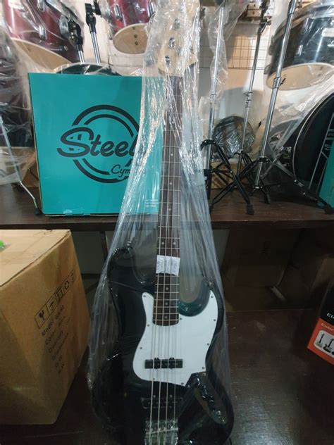 Original Thomson Jass Bass Guitar Wfull Freebies Hobbies And Toys Music And Media Musical