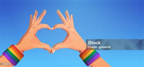 인간의 손 제스처 에 심장 모양 Lgbt 무지개 플래그 게이 레즈비언 사랑 퍼레이드 프라이드 축제 트랜스 젠더 사랑 개념 Film Festival에 대한 스톡 벡터 아트 및
