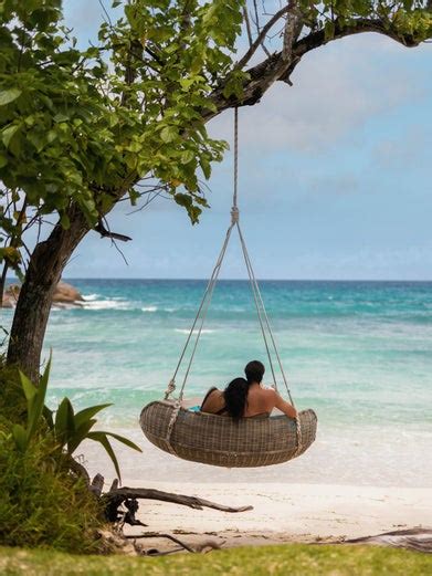 Honeymoon Constance Lemuria