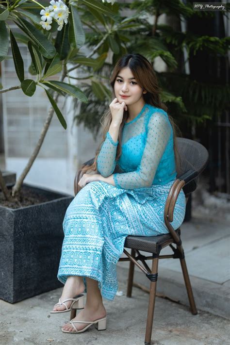 Pin On Burmese Portrait