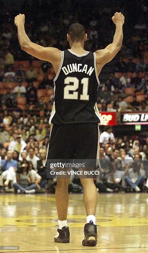 The San Antonio Spurs Tim Duncan Celebrates At The End Of The 4th News Photo Getty Images