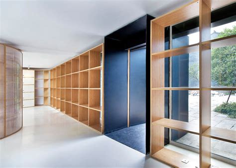 Office Renovation With Wooden And Polycarbonate Partitions By Daipu