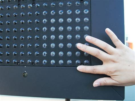 Variable Message Boards Display Width And Message Clarity