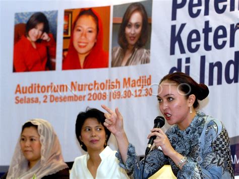 Caleg Perempuan Antara Foto