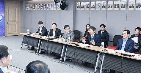 대구시 산업통상자원부 13일 대구 지역경제 활성화 간담회 개최