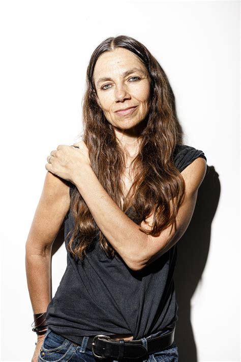 Justine Bateman Feels Sad For Women Obsessed With Cosmetic Surgery